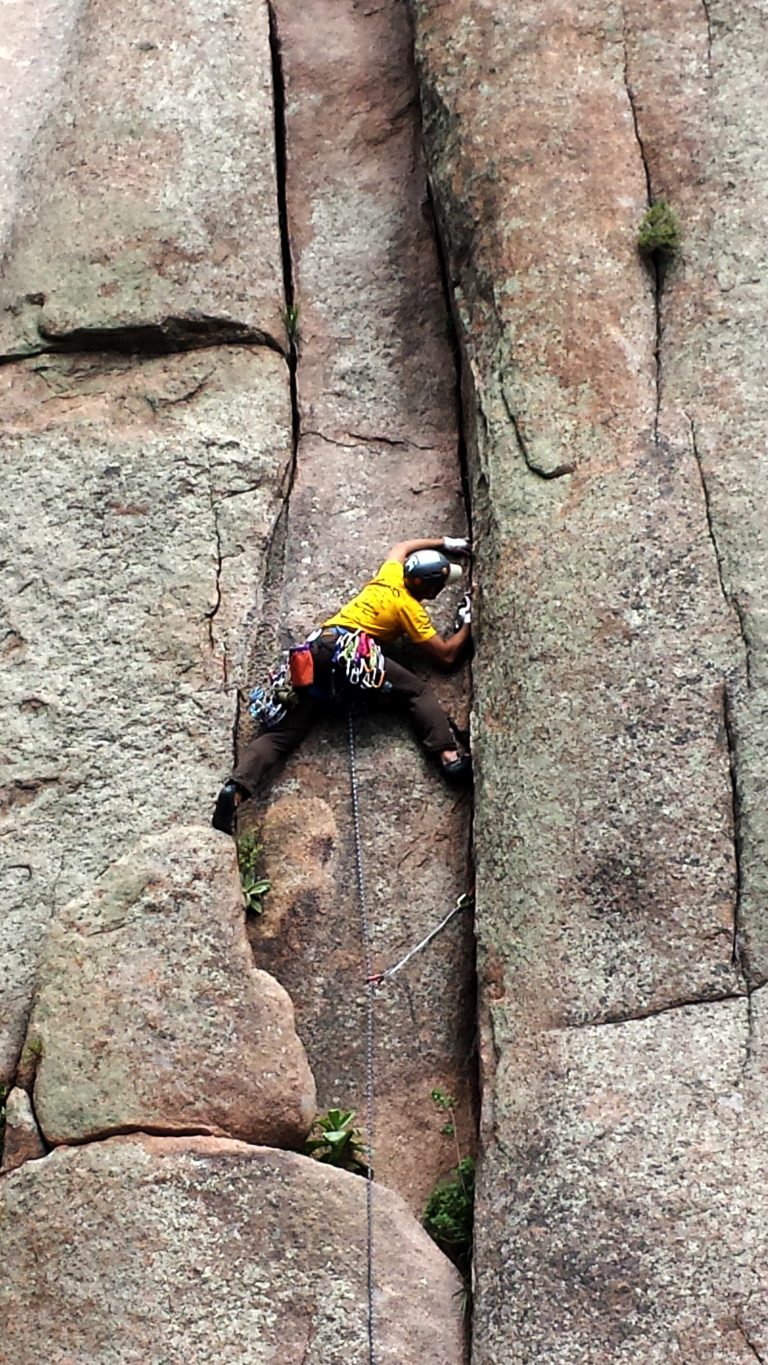 Trad Climbing & Anchors Climbing, 2-Day Course - Pikes Peak Alpine School